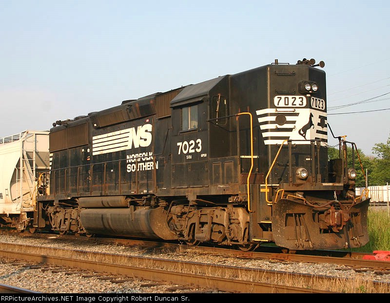 NS 7023